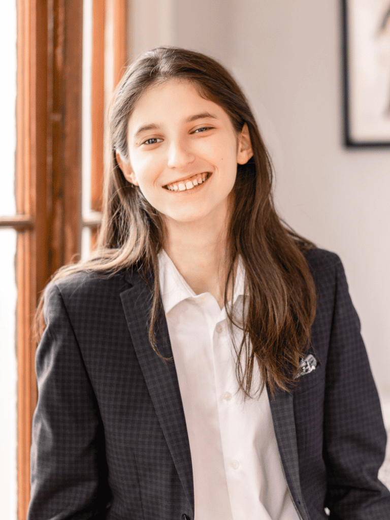 Mazal Tov to Our 2022 Graduates! - Beth Emet